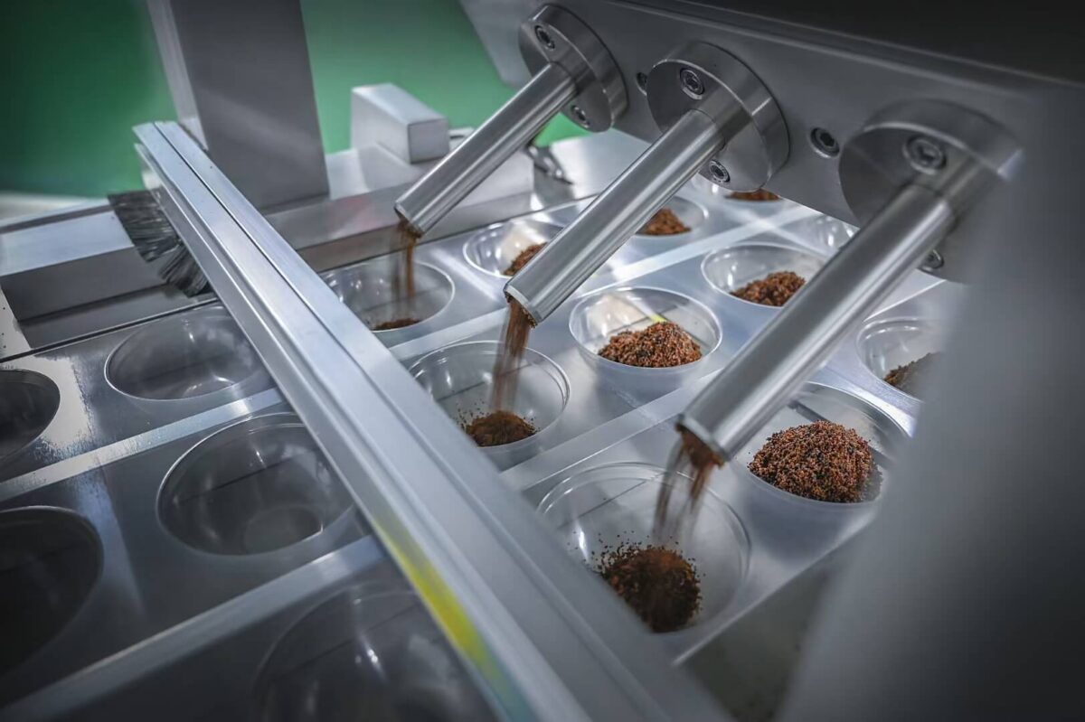 Blister Packaging Machine Challenger--CN Thermoforming Machine